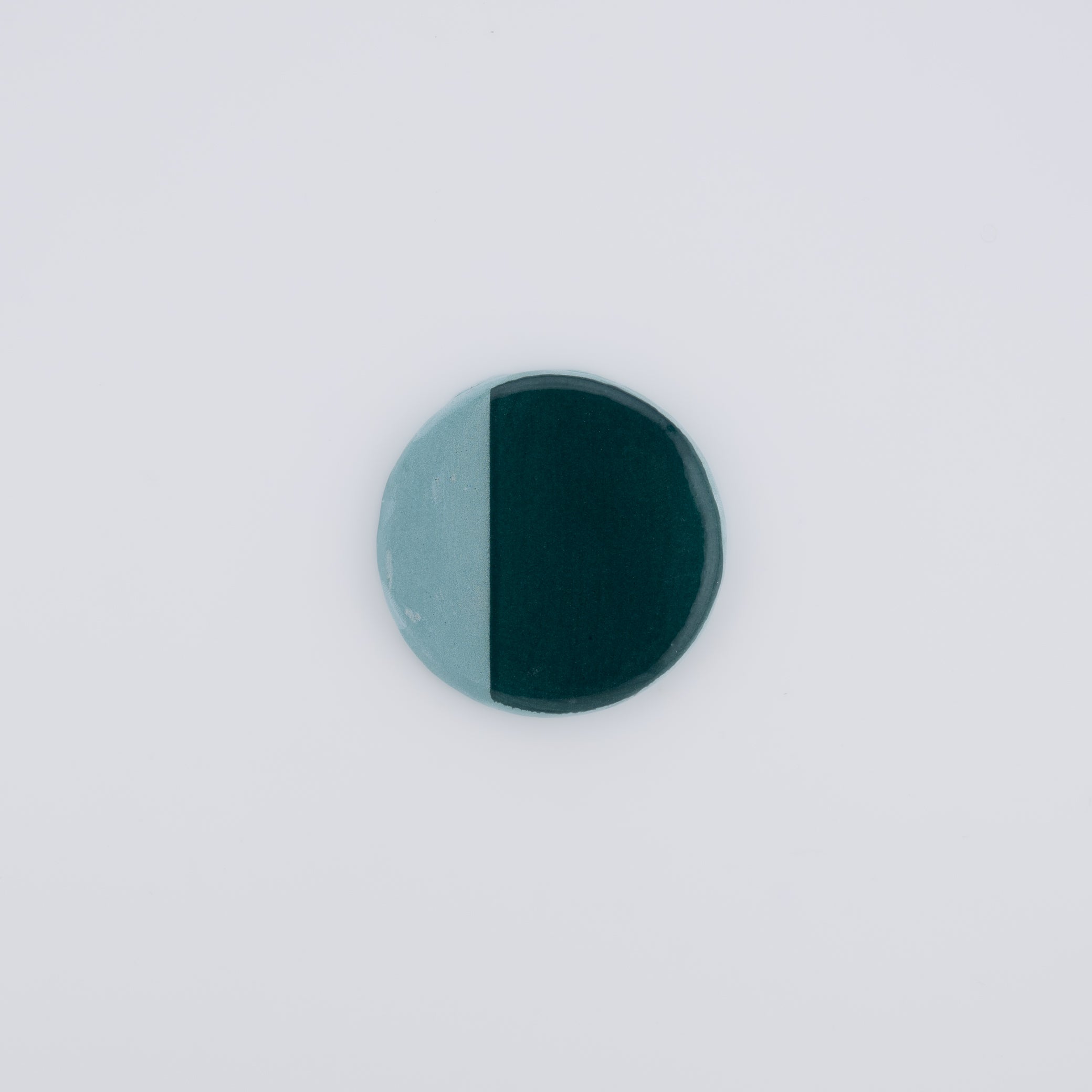 Peacock Colored Slip – Smashed Clay + Studios